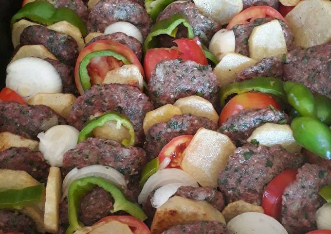 طريقة عمل كفتة بالصنية على اصولها بطريقة سهلة وسريعة من Roro Cook - كوكباد