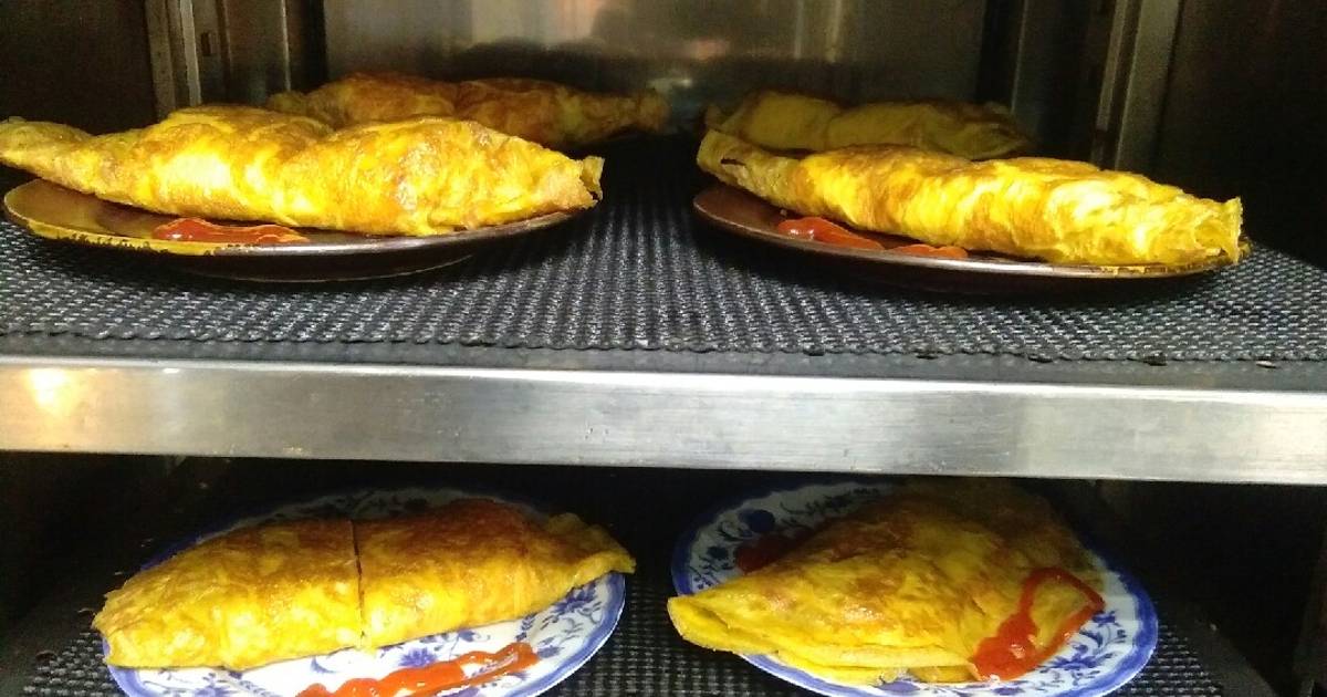 Resep Telur sosis keju Berdua Satu Selimut oleh Mbah Gimbal - Cookpad