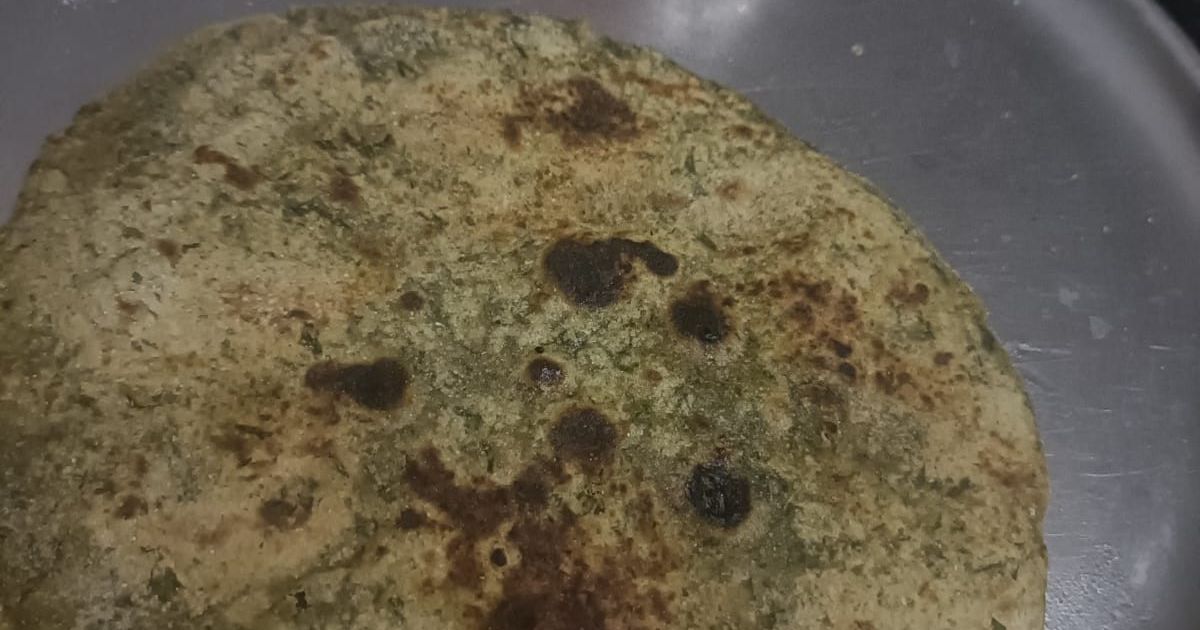 Methi Ka Paratha Recipe by Kyra Jain - Cookpad