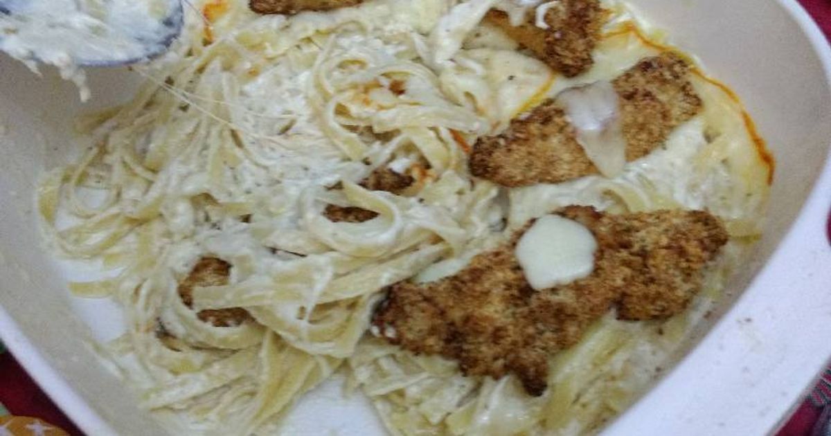 Cheesy Chicken Alfredo Bake Recipe by Kerry Toth
