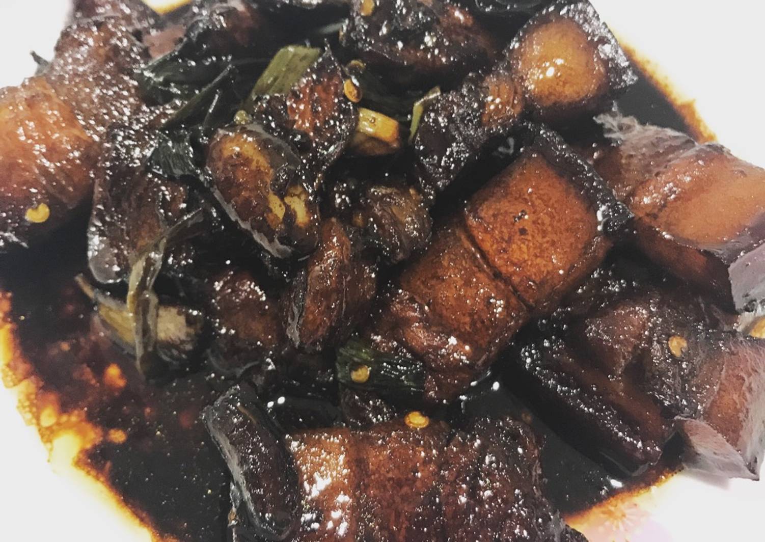 Resep Babi hong oleh Béé Ling - Cookpad