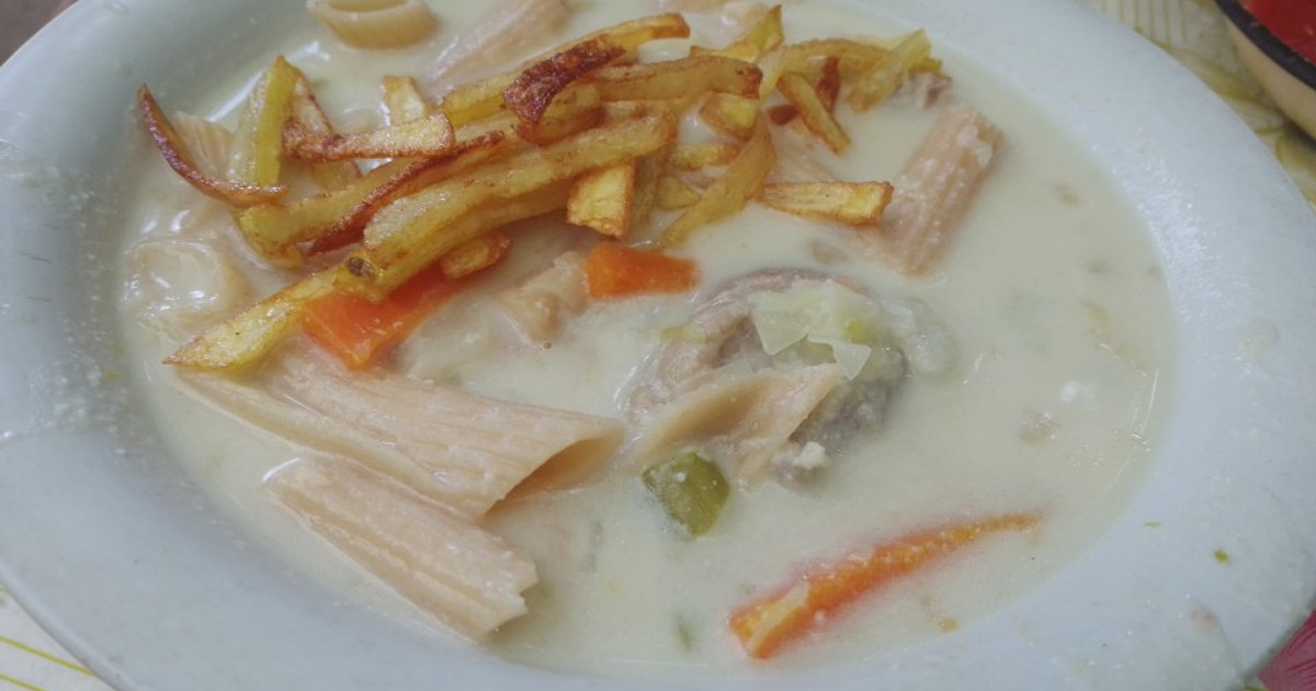 Sopa De Maní Con Carne De Res Y Fideo Receta de Jhery Pumpers- Cookpad
