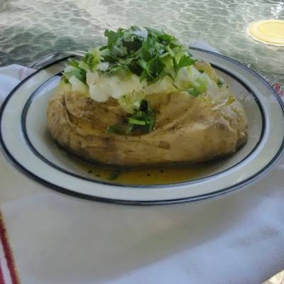 Jacket potato στα μικροκύματα συνταγή από τον/την femcook - Cookpad