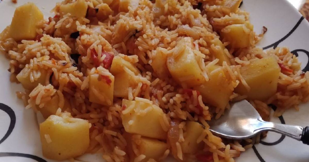 Fried Rice With Potatoes Recipe by Lance - Cookpad
