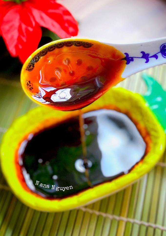 Cách Làm Món Nước màu cho các món kho🥘🥘🥘 của NANA NGUYEN - Cookpad