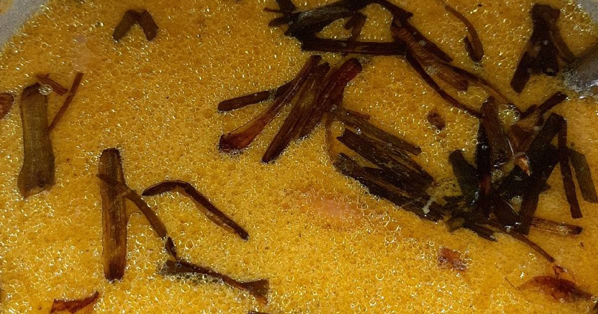 Resep Kare ayam bumbu jadi mahmudah oleh Hallwa Putri - Cookpad