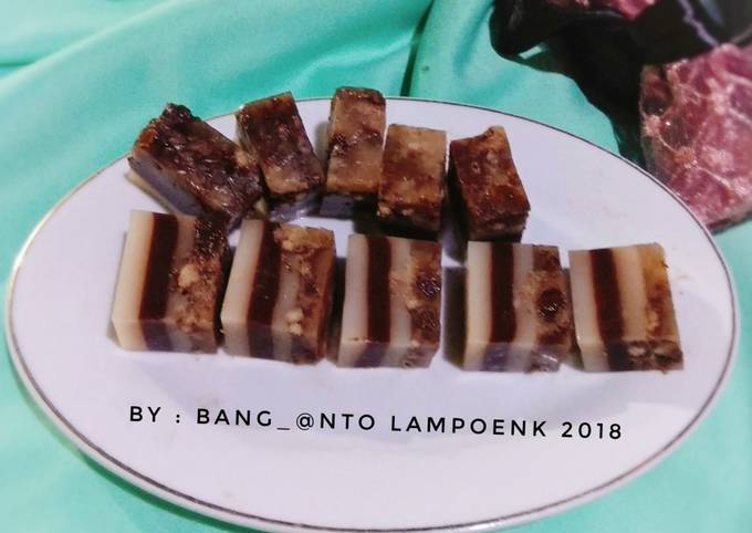 Resep Puding Lapis Susu Cokelat Fullo Blast oleh Anto - Cookpad