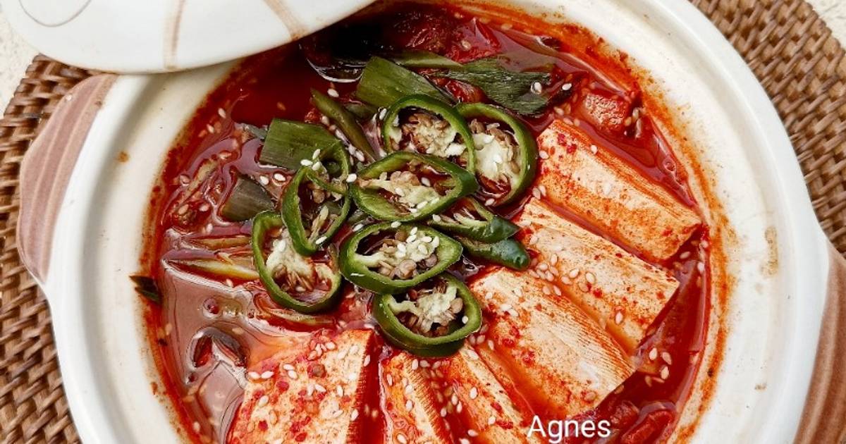 Resep Kimchi Jjigae / Sup Kimchi oleh Agnes エミリア 💕 - Cookpad