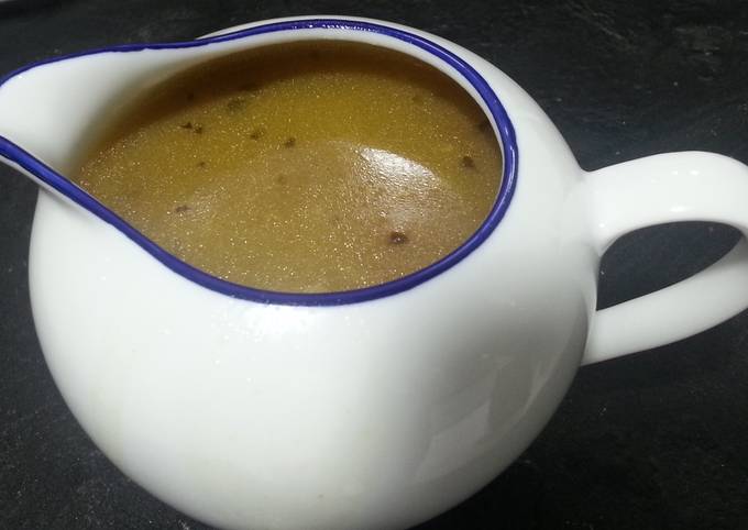 Gravy para pollo Receta de Becky- Cookpad