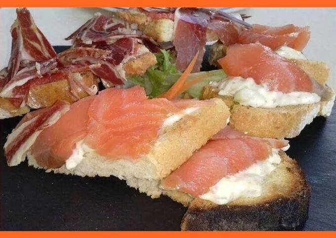 Tostas para aperitivo Receta de M.Jose- Cookpad