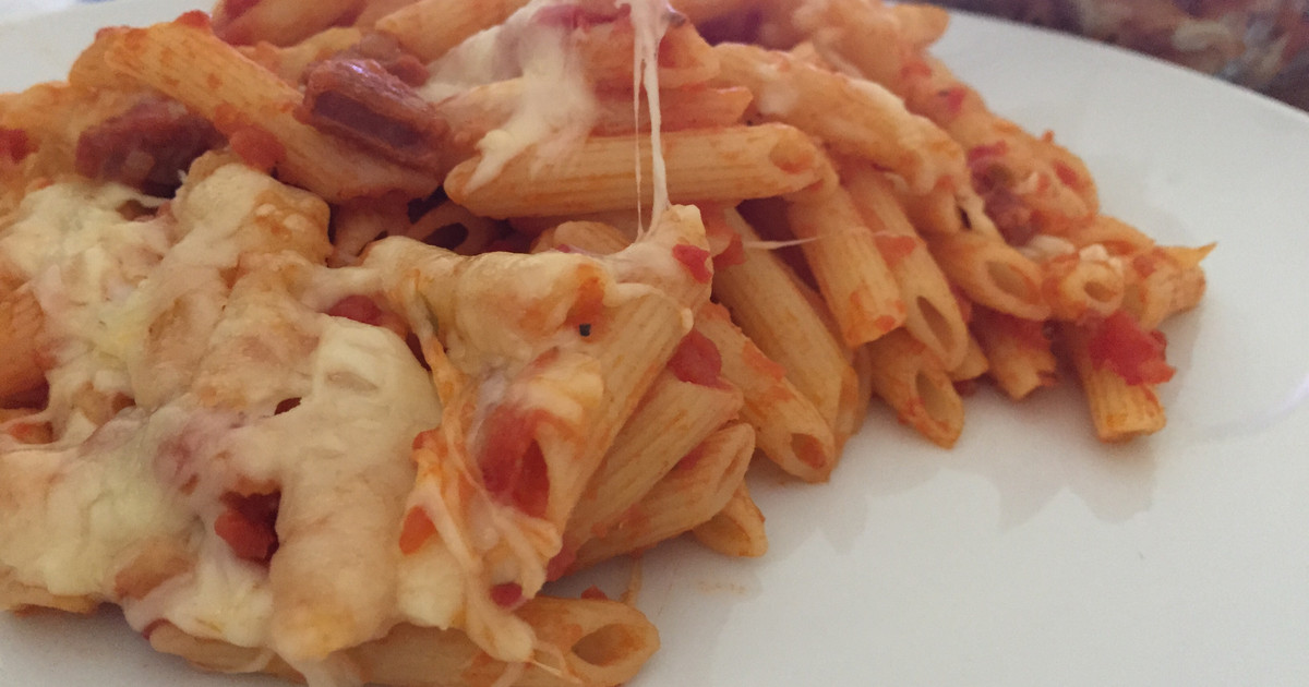 Macarrones Con Salsa De Tomate Y Chorizo Picante Receta de Marieta