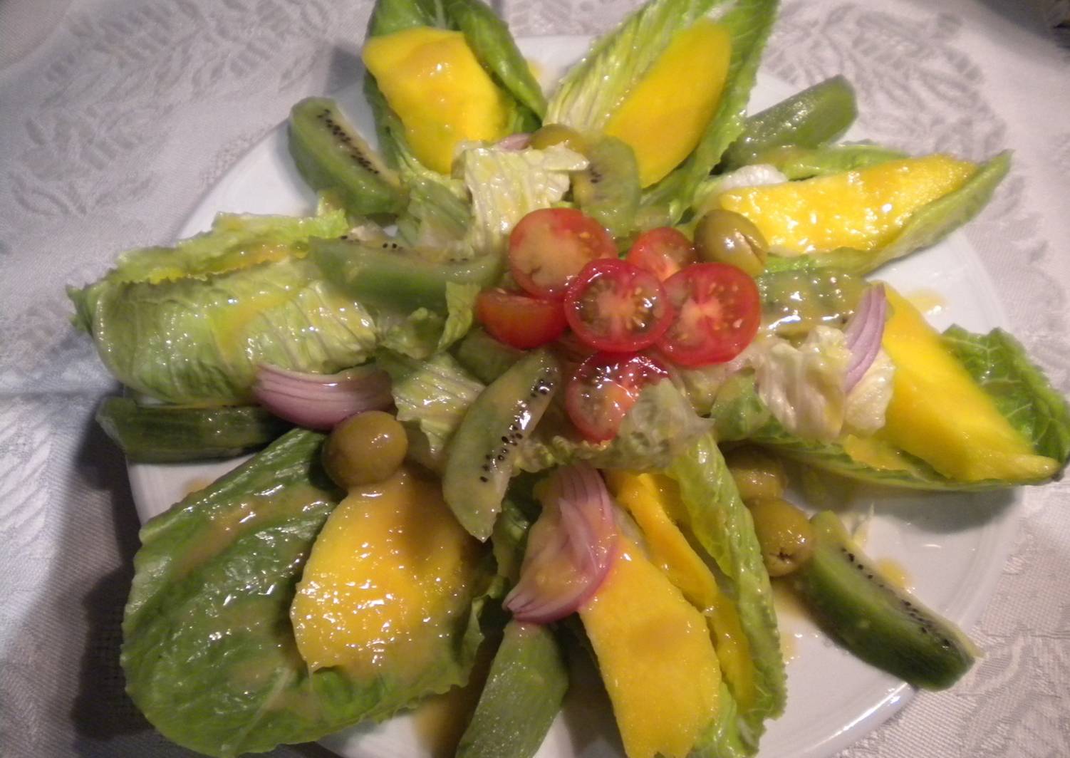 Ensalada con salsa de mango Receta de AnitaNavarro - Cookpad