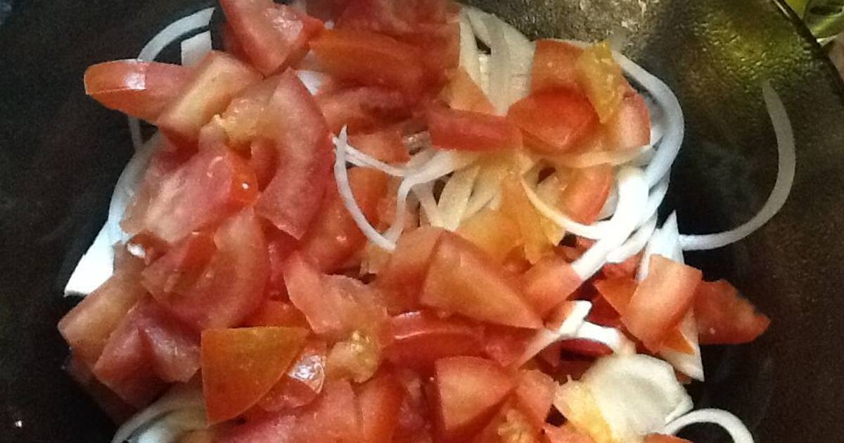 Ensalada de tomate y cebolla Receta de Joan Villaró- Cookpad