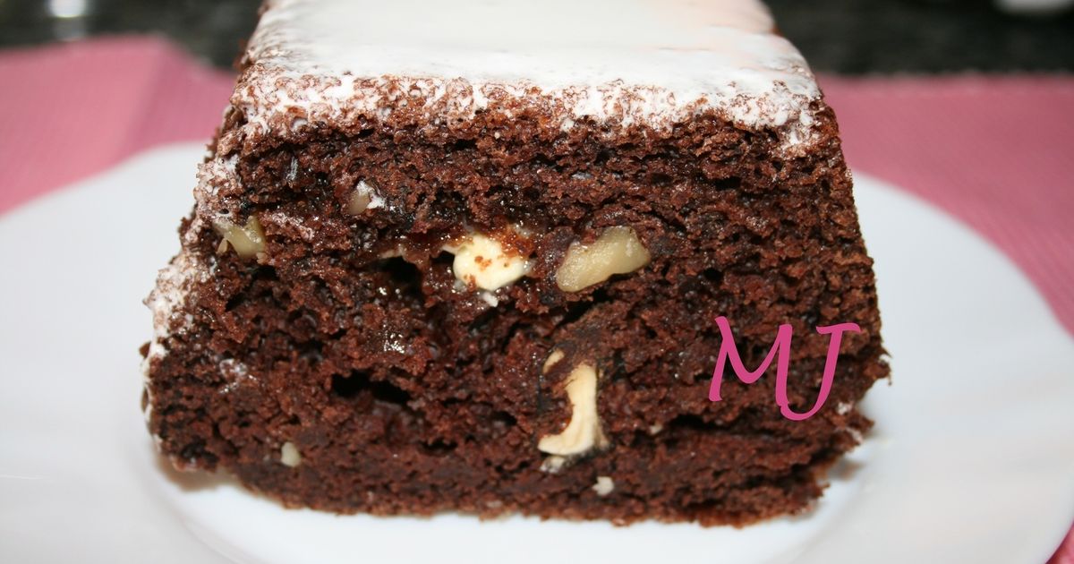 Mayo Cake Con Nuez Y Chocolate Blanco Receta de Maggie- Cookpad