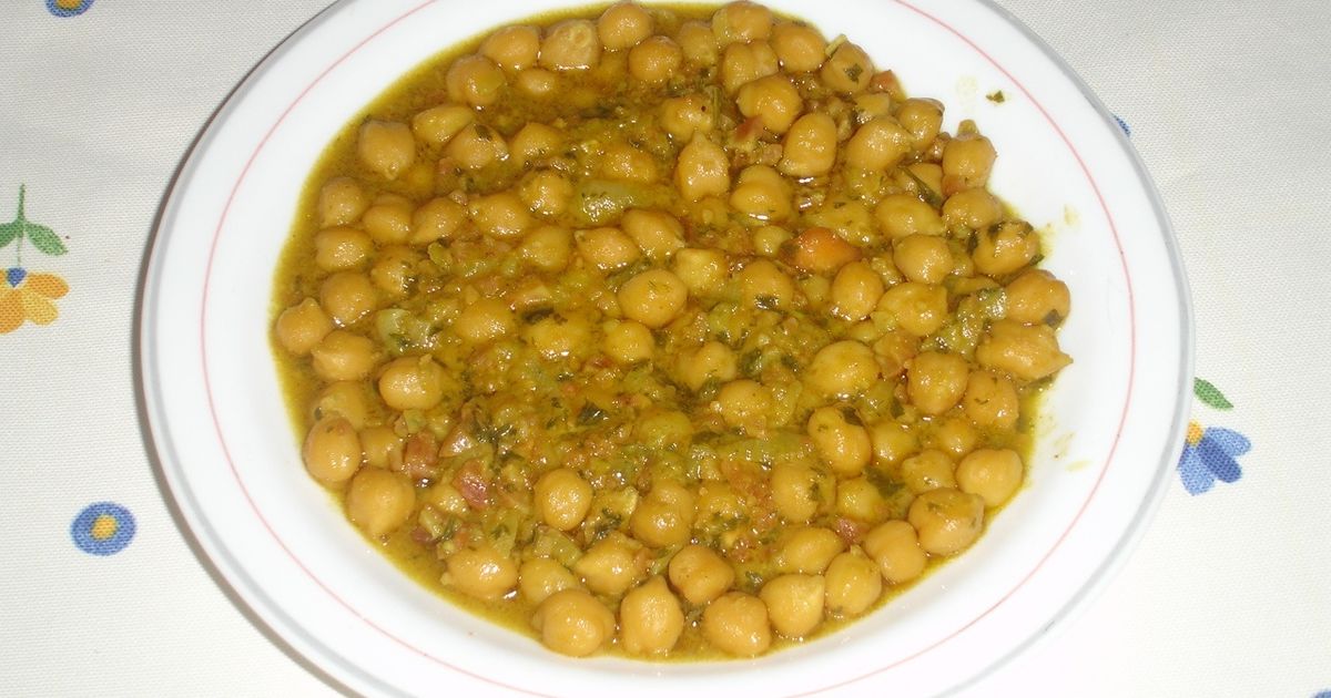 Garbanzos Con Salsa Receta de Kiko- Cookpad