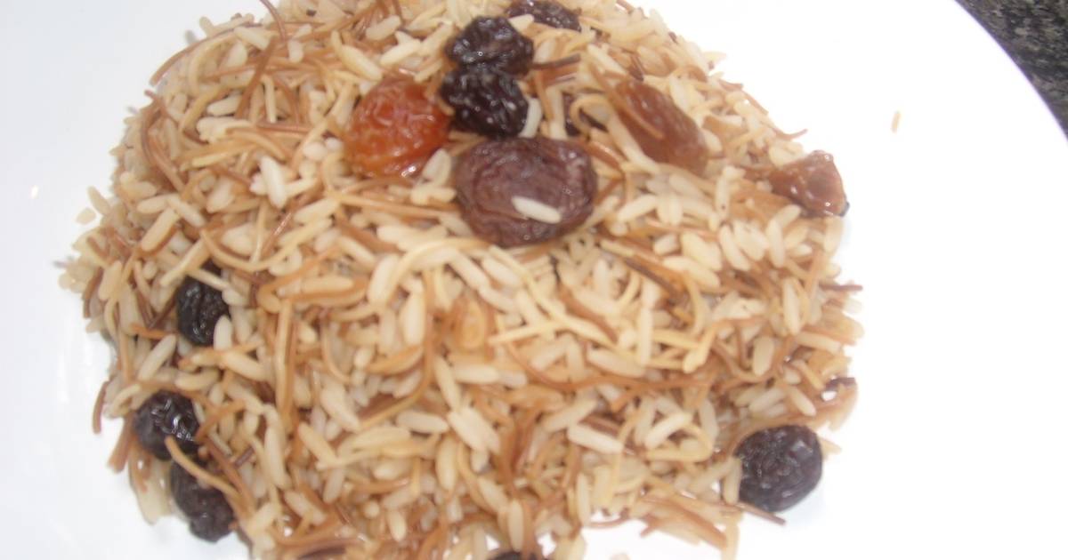 Arroz con pasitas y fideos Receta de marybenz- Cookpad