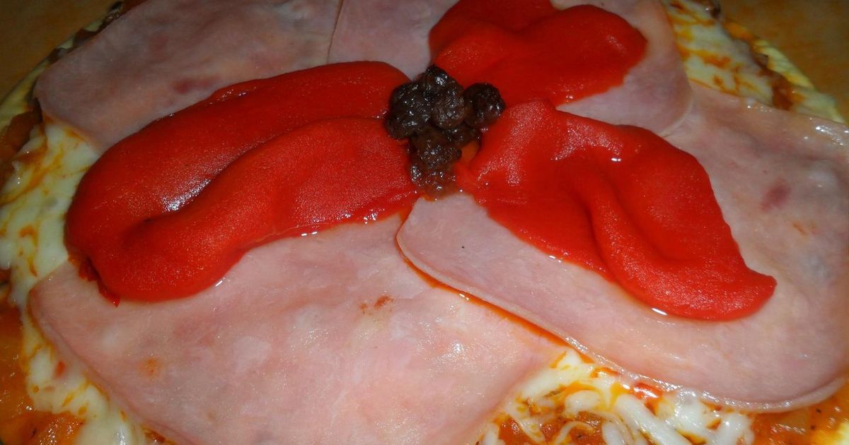 Pizza Con York, Morrones Y Pasas De Uva Receta de Gabriela Diez- Cookpad