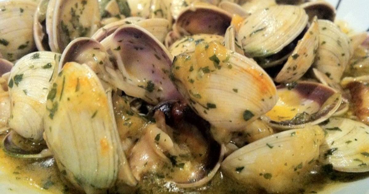 Almejas a la marinera (Receta clásica) Receta de monica- Cookpad