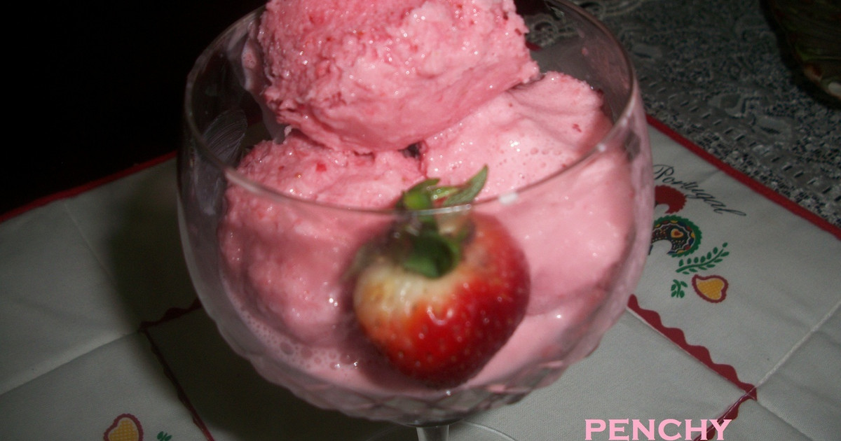 Helado Casero De Fresas Con Nata Y Yogur Receta de penchi briones ...