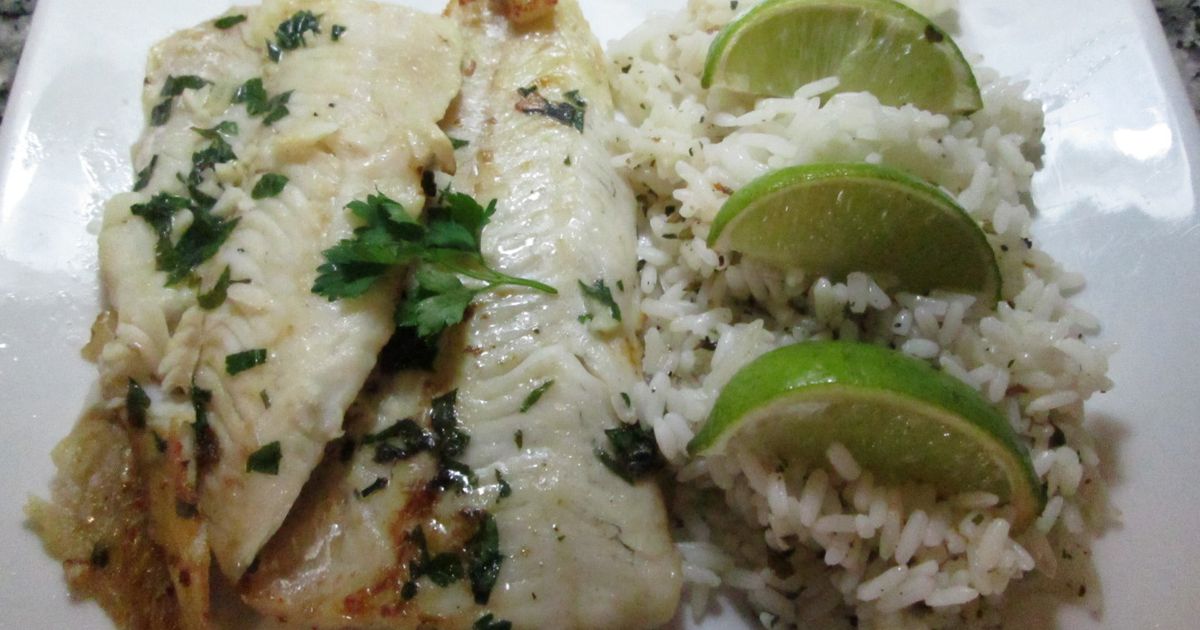Merluza A La Plancha Con Arroz Blanco Especiado Receta de Gabriela Diez