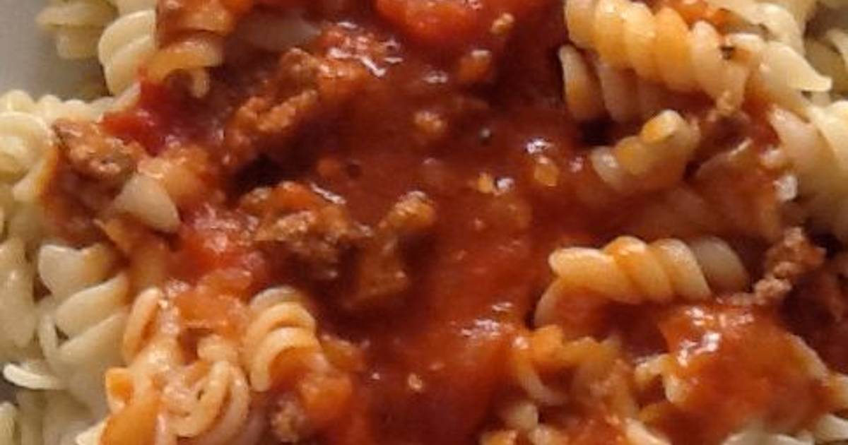 Fusilli con salsa bolognesa Receta de Vero78- Cookpad