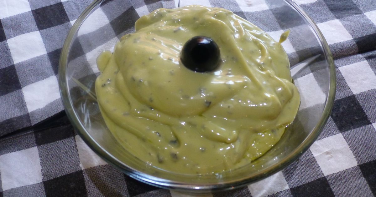 Mayonesa Con Sabor A Aceitunas Negras Receta de milandebrera