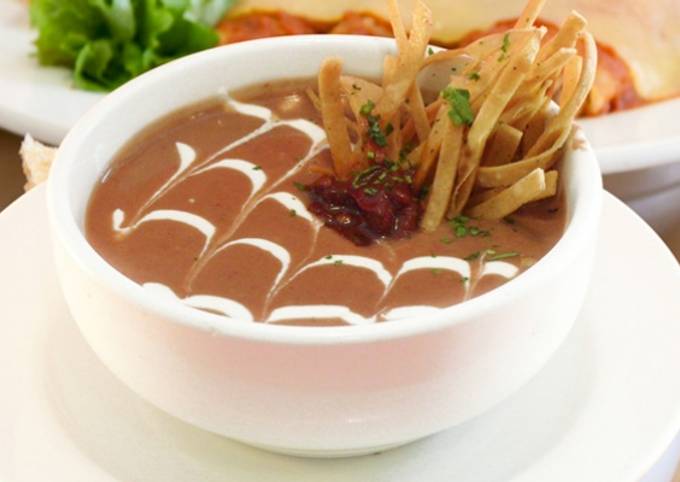 Sopa de frijol Receta de Jessi Jane- Cookpad