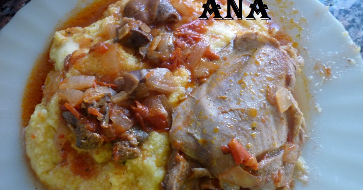 Polenta Con Salsa De Menudos De Pollo Receta de GRINGA