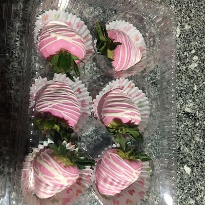 Fresas Cubiertas De Color Rosa