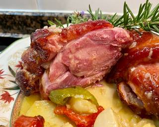 Codillo asado Receta de javilowin@gmail.com- Cookpad